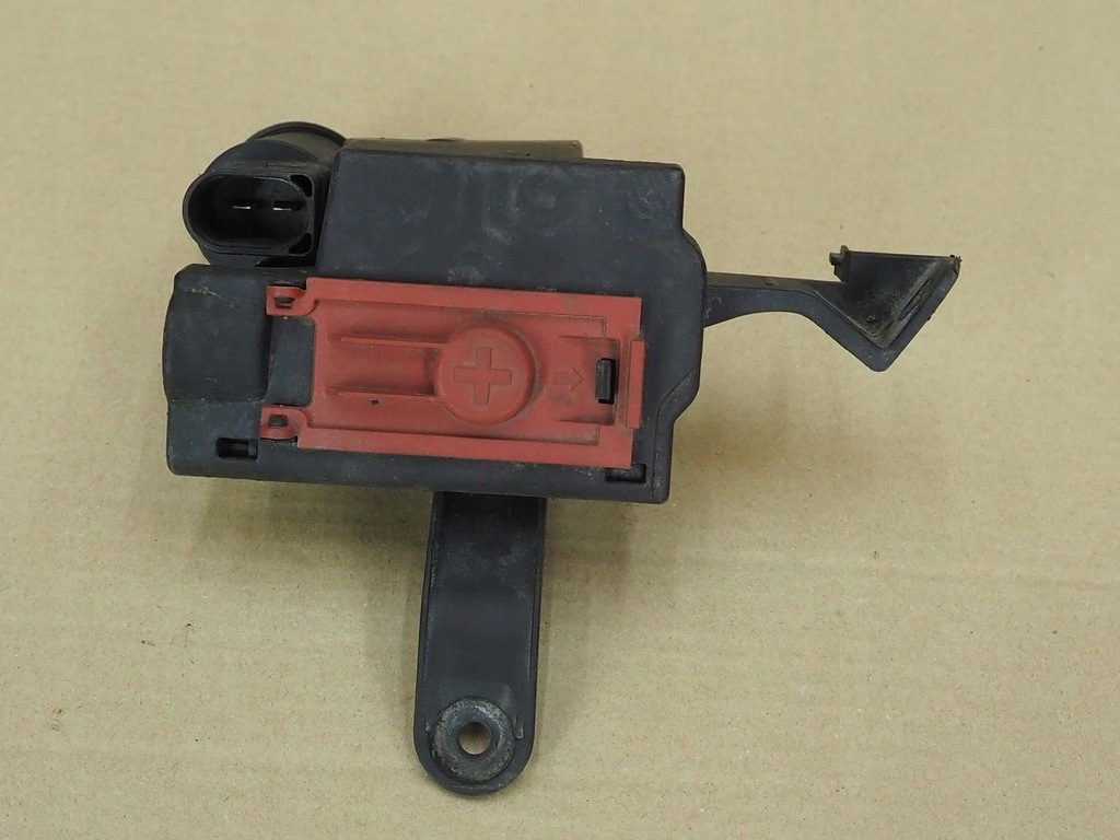 ROZDZIELACZ PRĄDU AUDI A4 B9 A5 8W 8W0941823 - 13821040163 - oficjalne ...