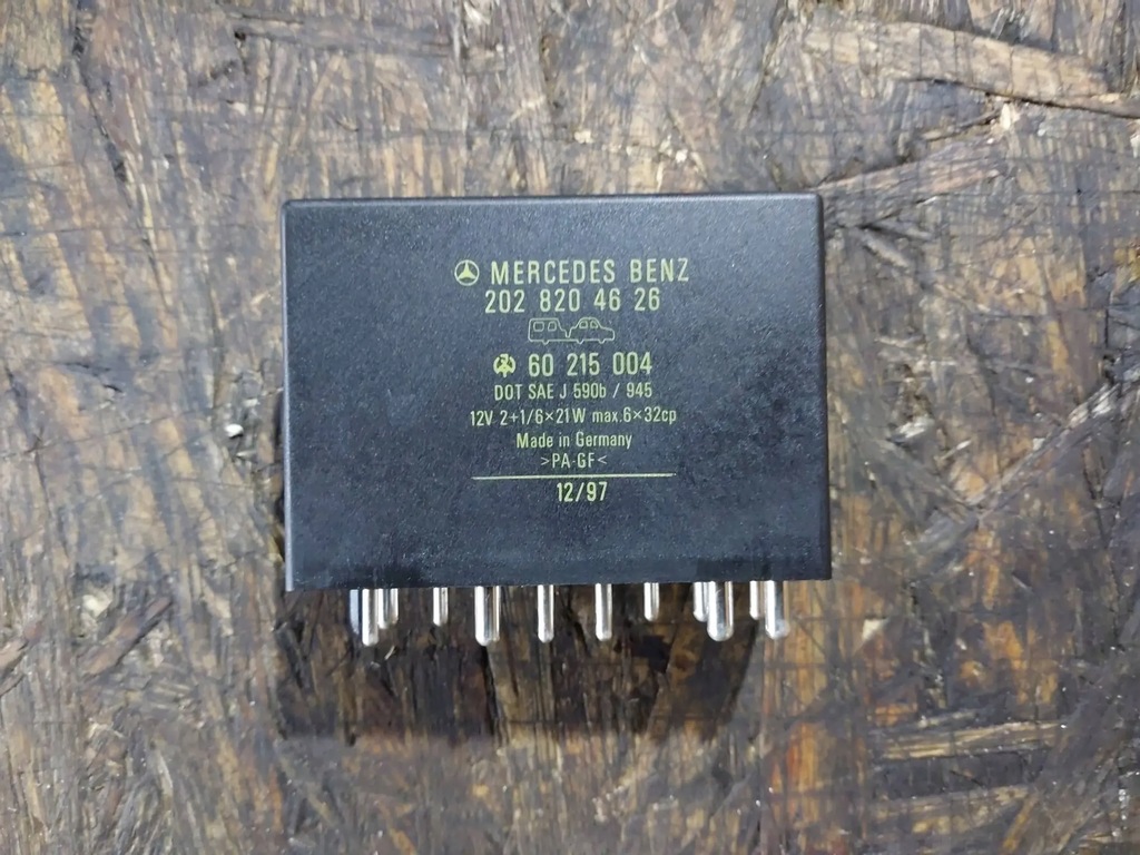 Przekaźnik Moduł komfrotu Mercedes W202 2028204626 60215004 ...