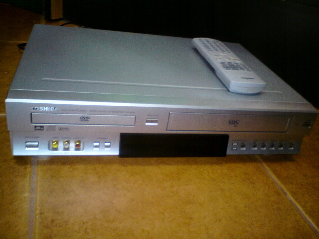 TOSHIBA SD-23VL combo 2w1 VHS + DVD magnetowid video VCR z pilotem - 16397719572 - oficjalne ...