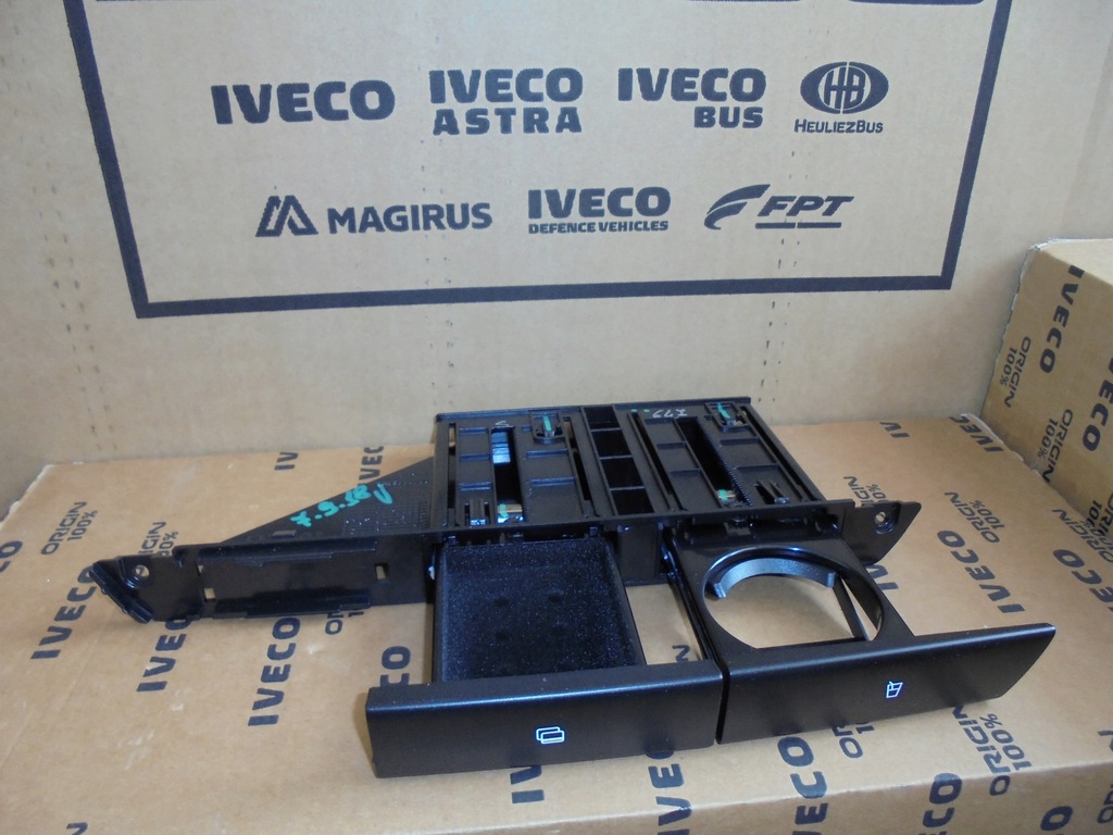 UCHWYT KUBKA IVECO STRALIS HI-WAY 504353515 - 10694556649 - oficjalne ...