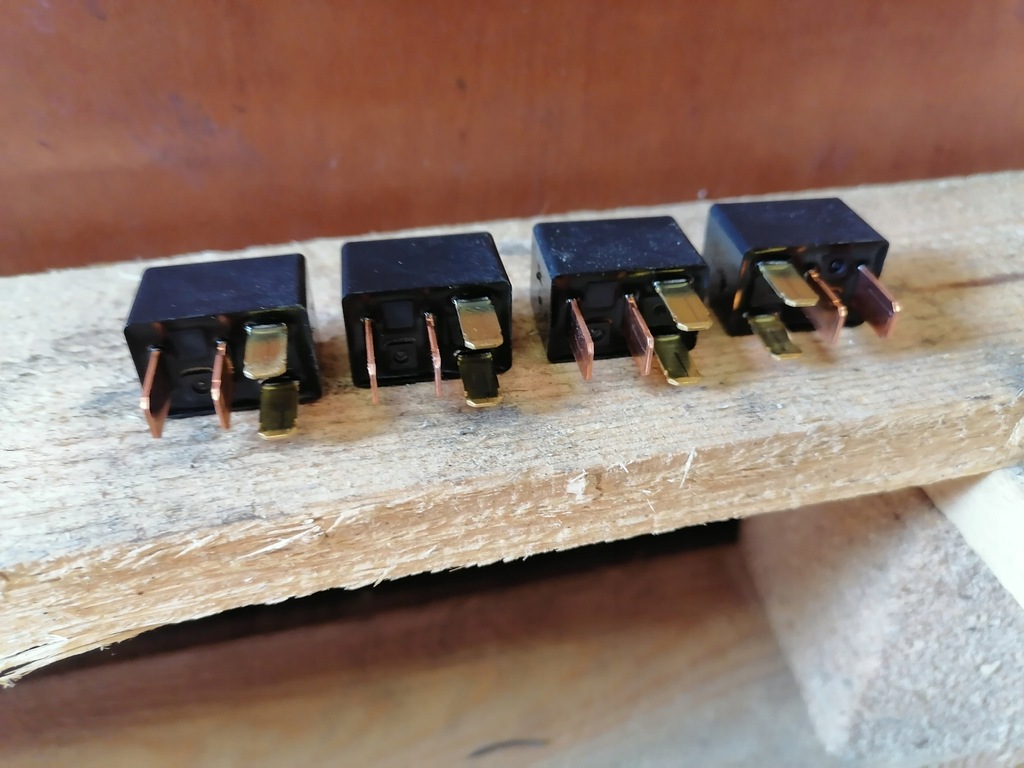 PRZEKAŹNIK 12V NISSAN 25230 7990A - 12207764196 - oficjalne archiwum ...