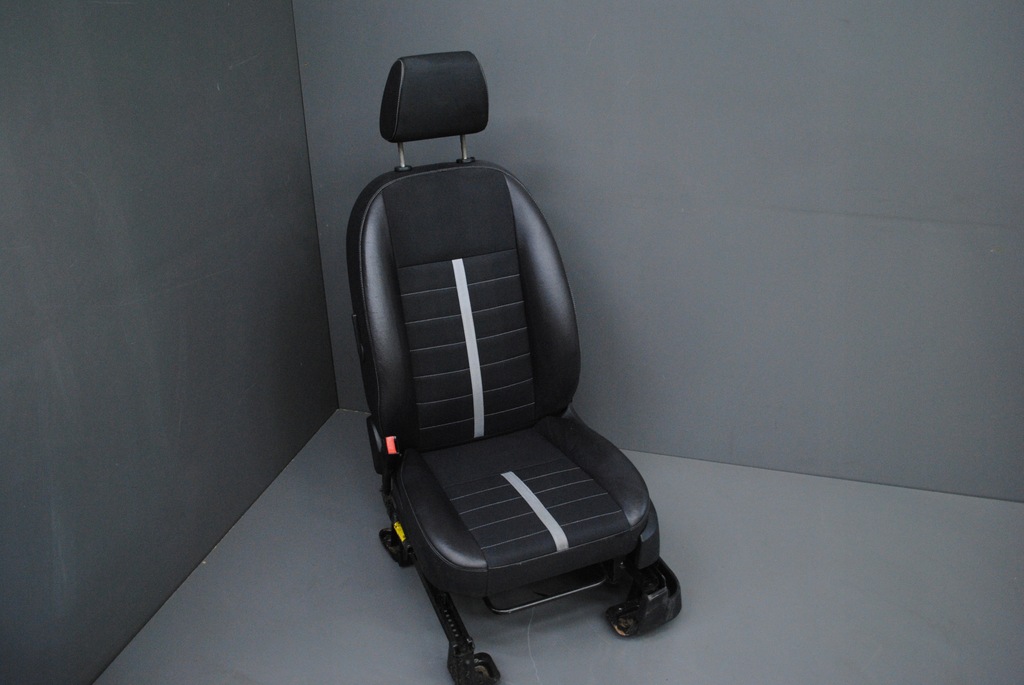 FOTEL KIEROWCY FORD KUGA MK1 TITANIUM - 11866150189 - oficjalne ... FOTEL KIEROWCY FORD KUGA MK1 TITANIUM - 11866150189 - oficjalne ...