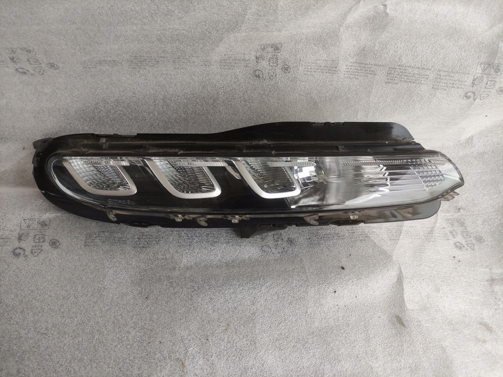CITROEN C3 III HALOGEN PRAWY DRL 9820877880 - 12385433512 - oficjalne ...