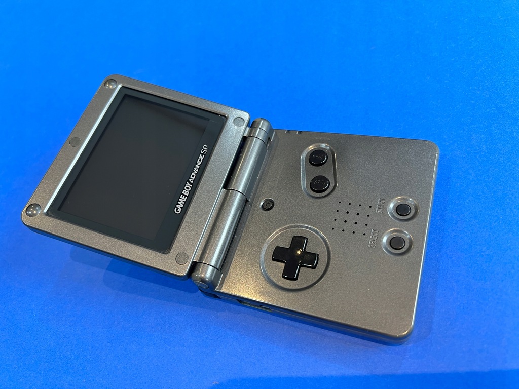 GAMEBOY Game Boy Advance SP 101 z WADĄ - 12649473419 - oficjalne ...
