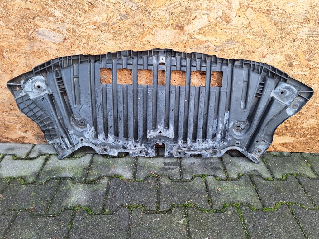 Osłona pod zderzak w212 Lift 4matic AMG 500 - 14898652908 - oficjalne ...