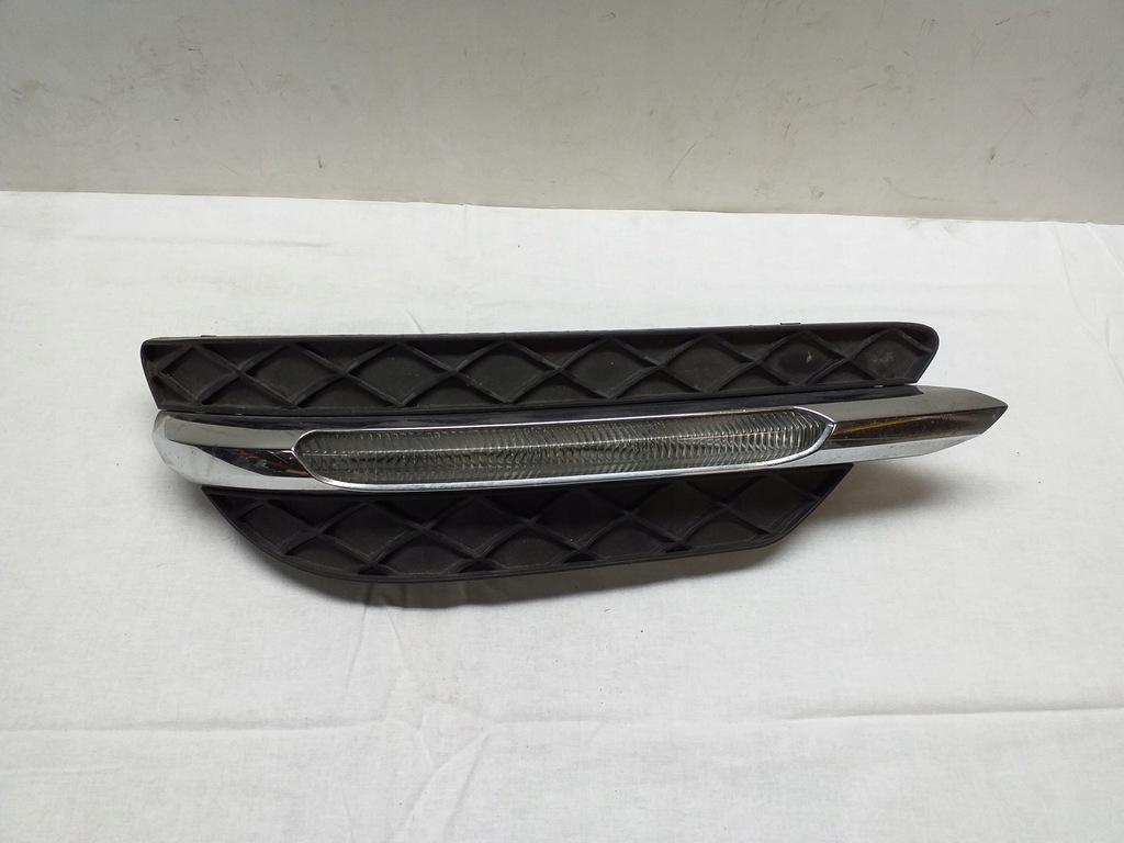 MERCEDES W204 LAMPA LED PRZÓD LEWA - 13747174406 - oficjalne archiwum ...