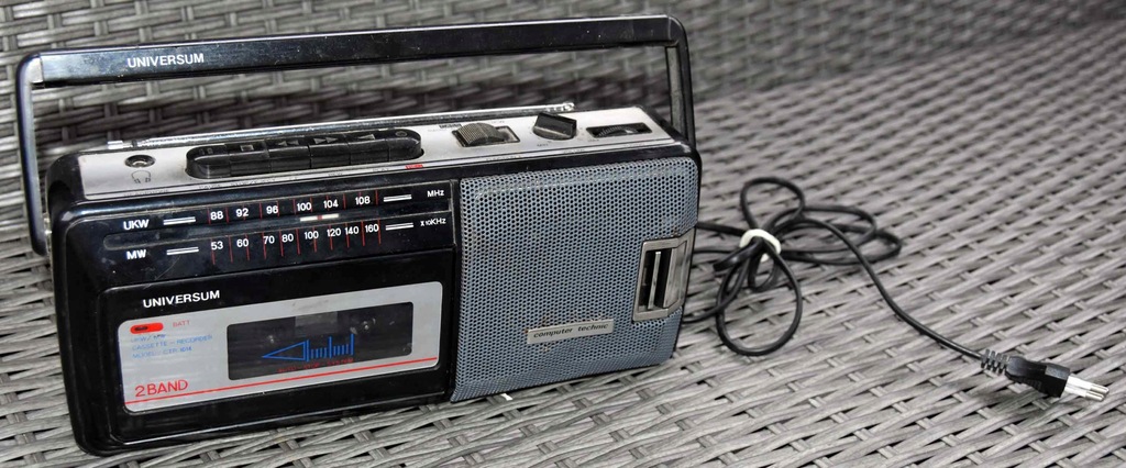 RADIOMAGNETOFON UNIVERSUM 2BAND - 12381012815 - oficjalne archiwum Allegro