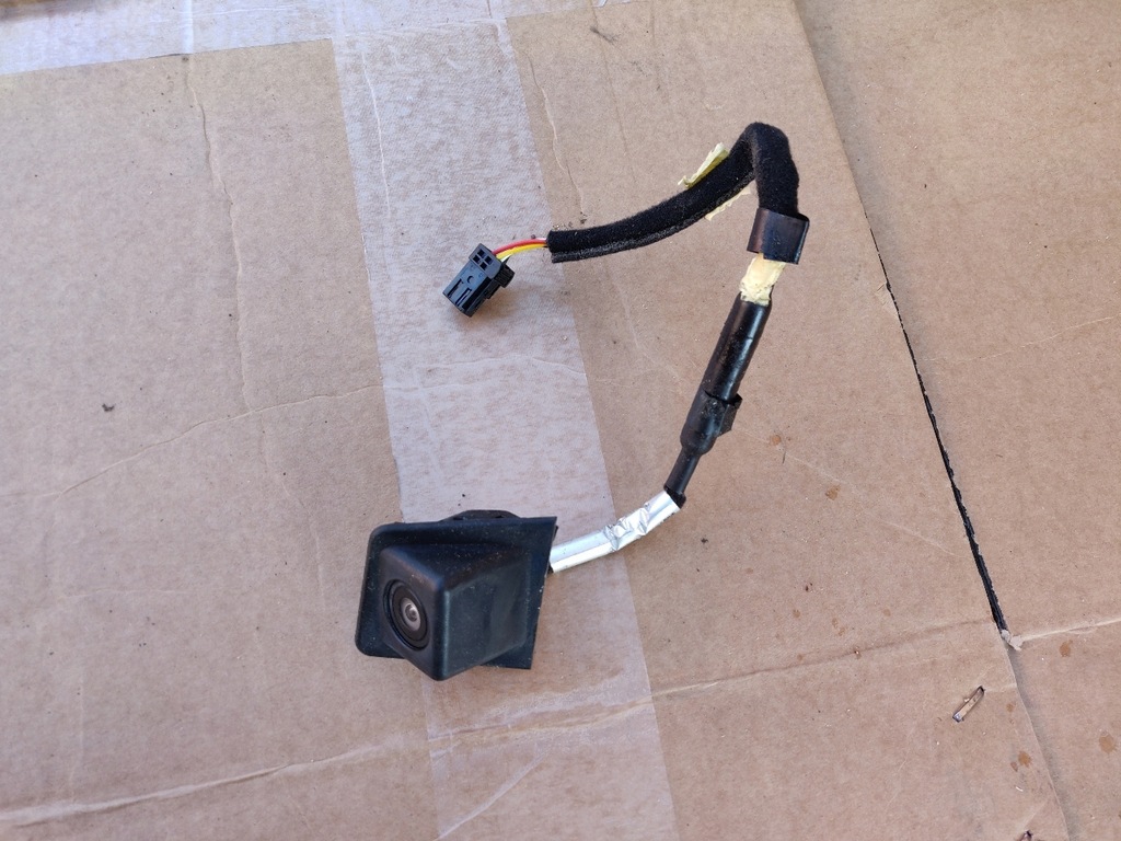 Kamera cofania tylnej klapy Peugeot 208 I Lift - 13724721283 ...