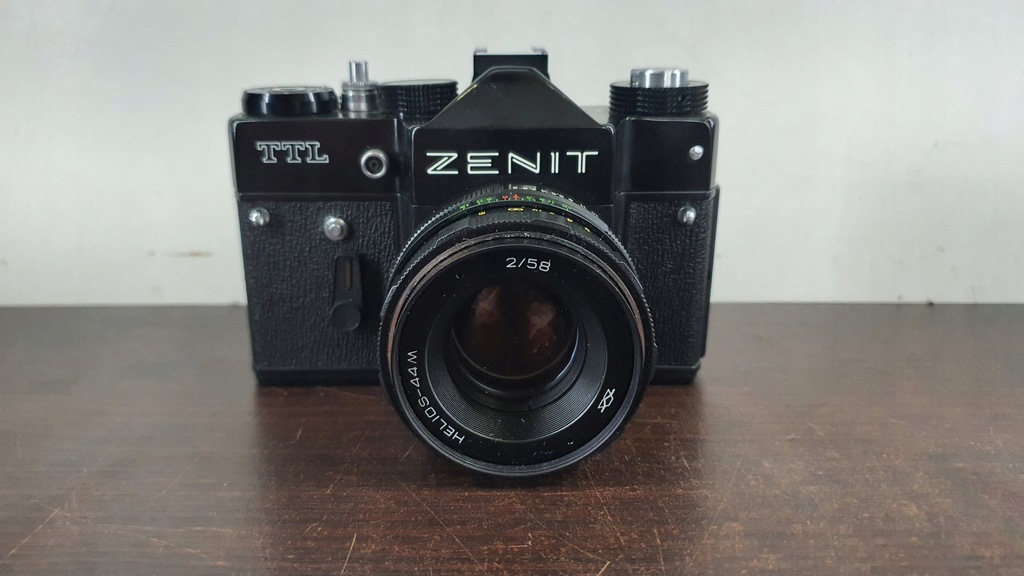 Aparat ZENIT TTL + obiektyw HELIOS 44mm - 12464426540 - oficjalne ...