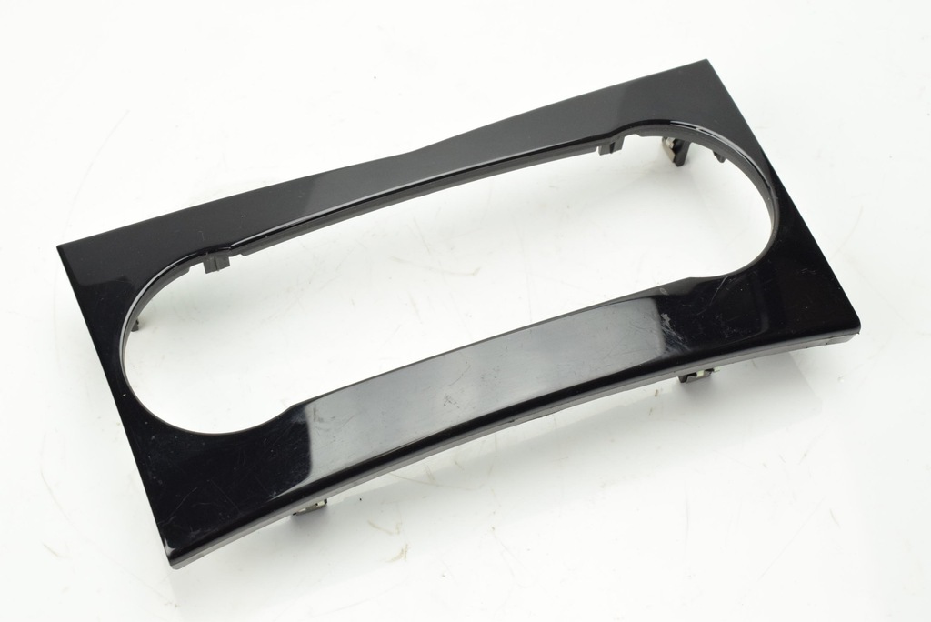 MERCEDES 204 RAMKA PANELU KLIMATYZACJI A2046800390 - 6821311578 ...