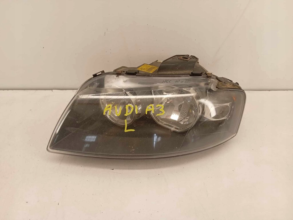 LAMPA LEWA PRZEDNIA PRZÓD AUDI A3 8P 04-07 - 14661025226 - oficjalne archiwum Allegro