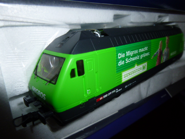 Купить Локомотив Re460 с DCC Driving and Sound ROCO 73645: отзывы, фото ...