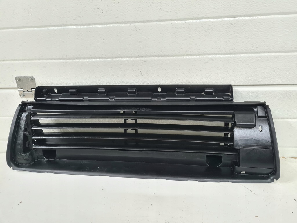 Żaluzja powietrza Dacia Duster II 1.5 dci ad blue - 13434329083 ...