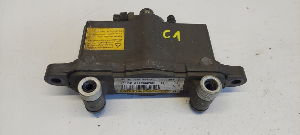 MERCEDES E KLASA W207 LIFT NABÓJ PIROTECHNICZNY MASKI PRAWY A2129067801 ...