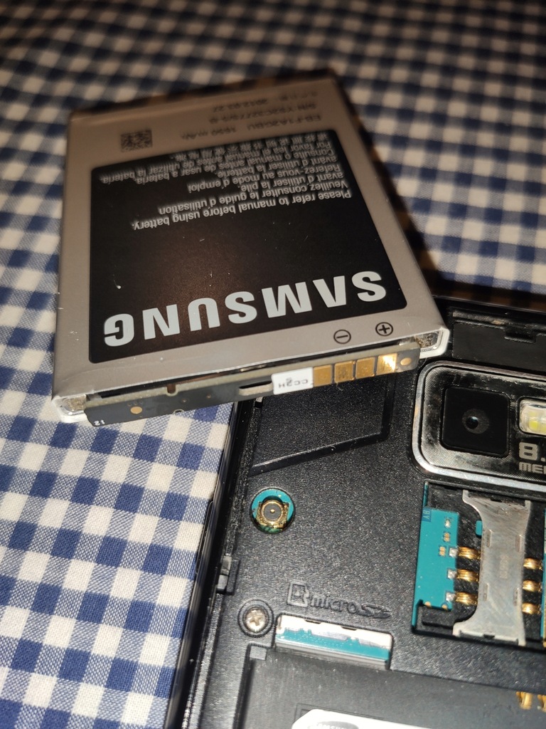 Купить Samsung Galaxy S2 GT-I9100 16 ГБ черный: отзывы, фото и ...