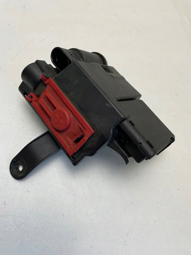 AUDI A4 A5 ROZDZIELACZ PRĄDU 8W0941823C 8W0941824B - 11136292476 ...