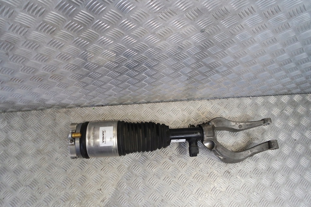 VOLVO XC60 II AMORTYZATOR PRZOD LEWY 31429974 - 7708206808 - oficjalne ...