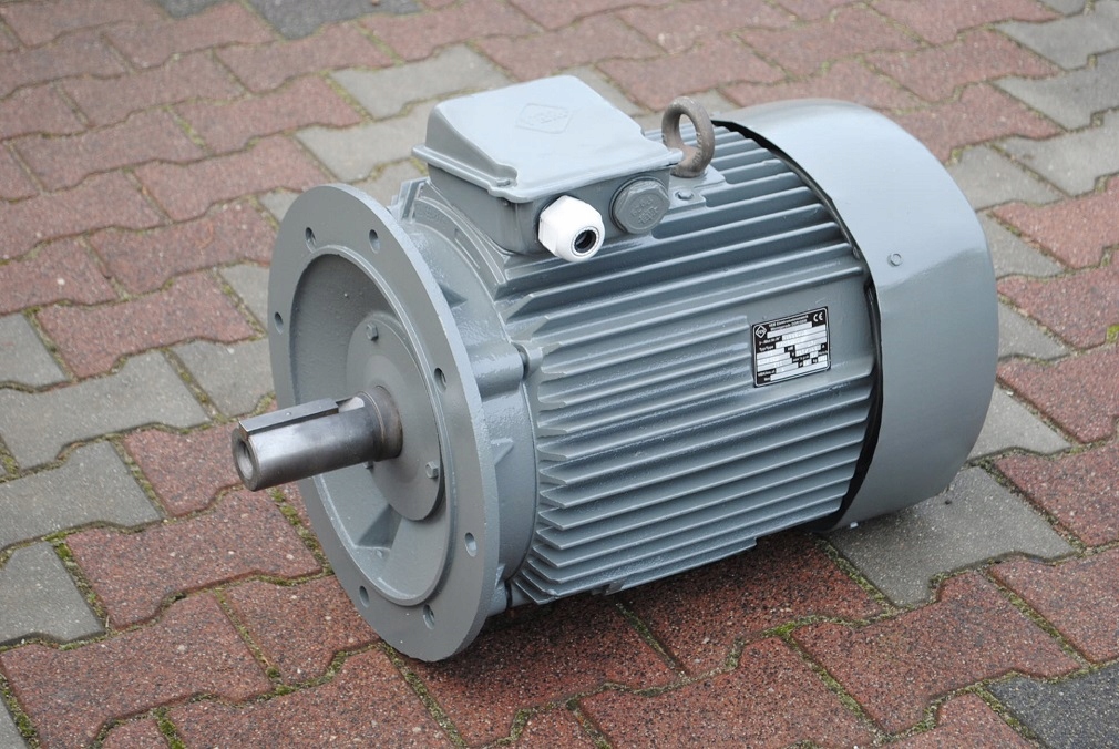 Silnik elektryczny kołnierzowy 15kw. 725obr./min. - 12926400341 - oficjalne archiwum Allegro