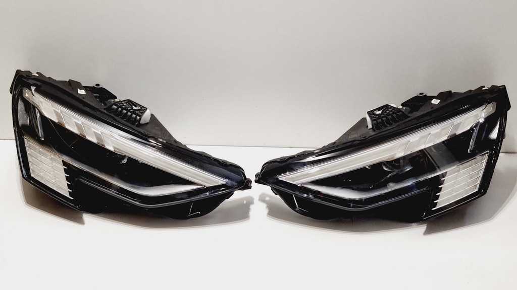 REFLEKTOR PRAWY LEWY FULL LED AUDI A3 8Y MATRIX - 12653351142 ...