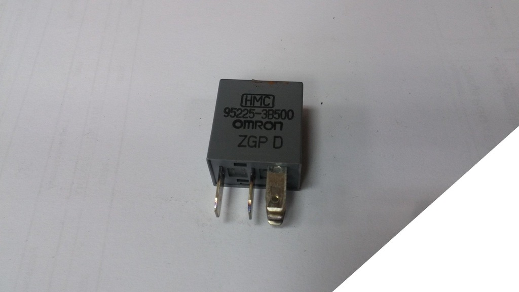 HYUNDAI KIA PRZEKAŹNIK OMRON 95225-3B500 - 6776857078 - oficjalne ...