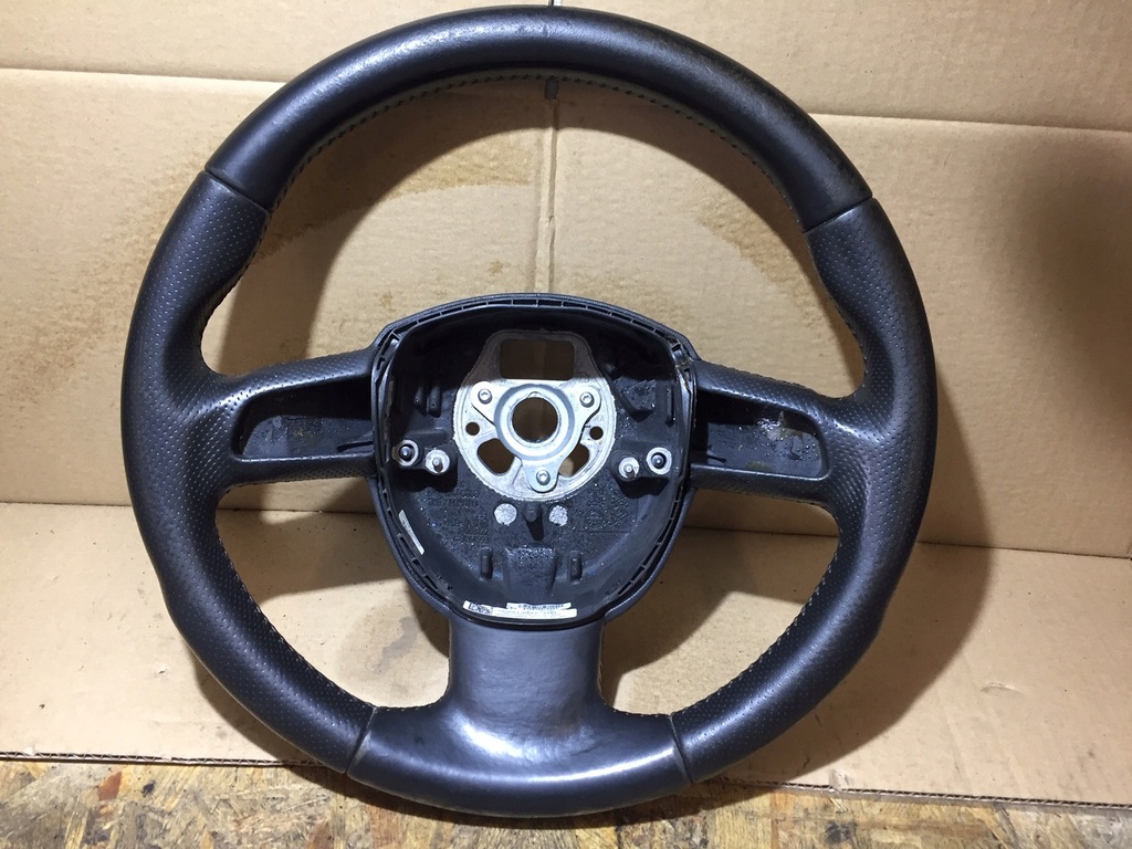 AUDI A3 8P KIEROWNICA 3RAM SKÓRA 8R0419091 - 14081034911 - oficjalne archiwum Allegro