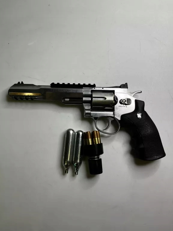 WIATRÓWKA - REWOLWER SMITH WESSON 327 TRR8 - 13329380626 - oficjalne ...