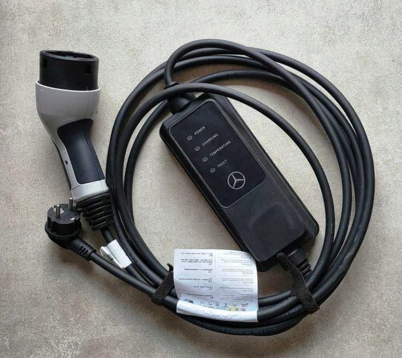 Ładowarka 230V Mercedes do sam. elektrycznych Typ2 - 13414655773 ...