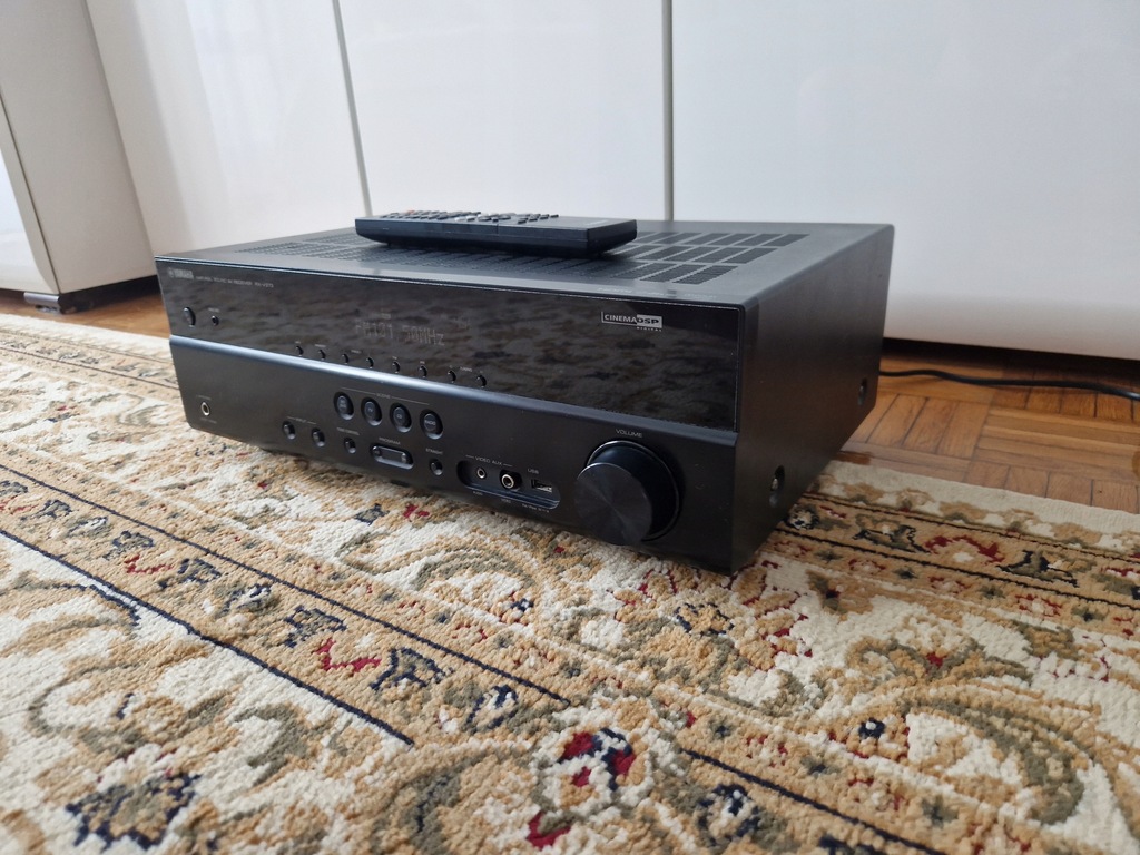 Amplituner Yamaha RX-V373 USB HDMI Pilot - 14657508084 - oficjalne archiwum Allegro