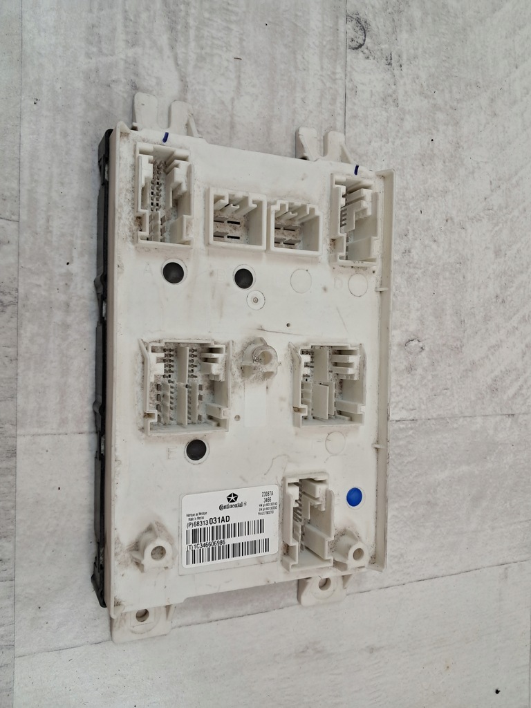 JEEP GRAND CHEROKEE WK2 MODUŁ BCM SKRZYNKA 68313031AD - 17171848911 ...