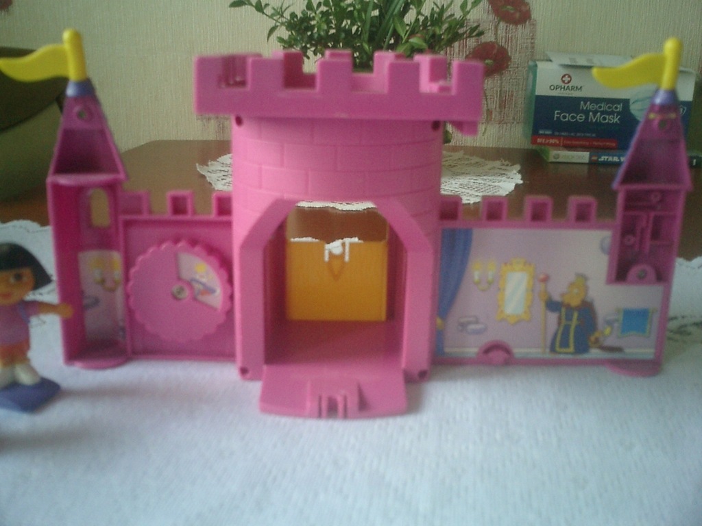 Dora Zamek z bajki Dora Poznaje Swiat figurki - 10652618303 - oficjalne ...