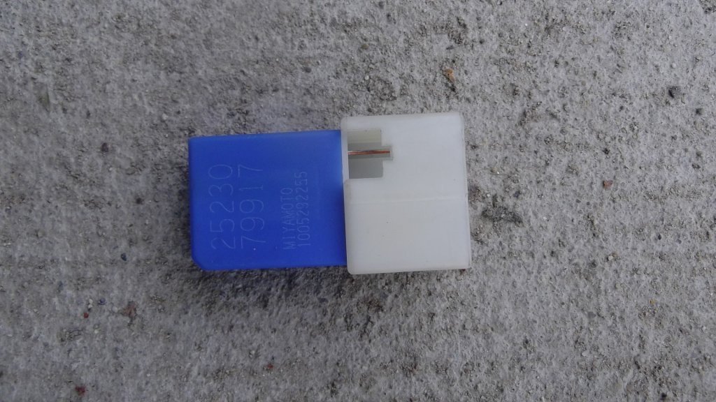 przekaźnik klimatyzacji 2523079917 NISSAN JUKE - 7429223369 - oficjalne ...