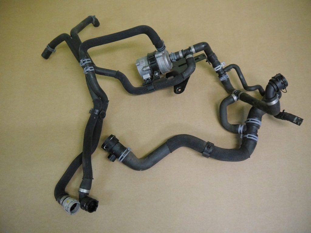 AUDI A6 C7 4G POMPA WODY 4H0965567A - 9124000874 - oficjalne archiwum ...