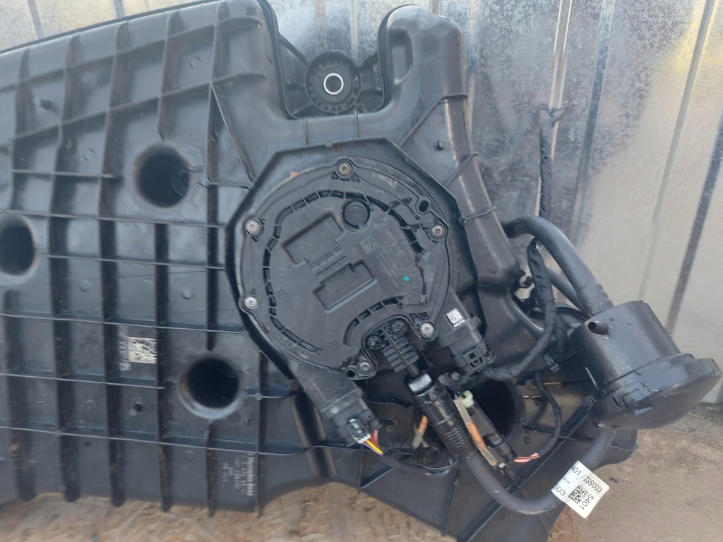 MERCEDES W213 KOMBI ZBIORNIK ADBLUE KOMPLETNY - 12247238158 - oficjalne ...