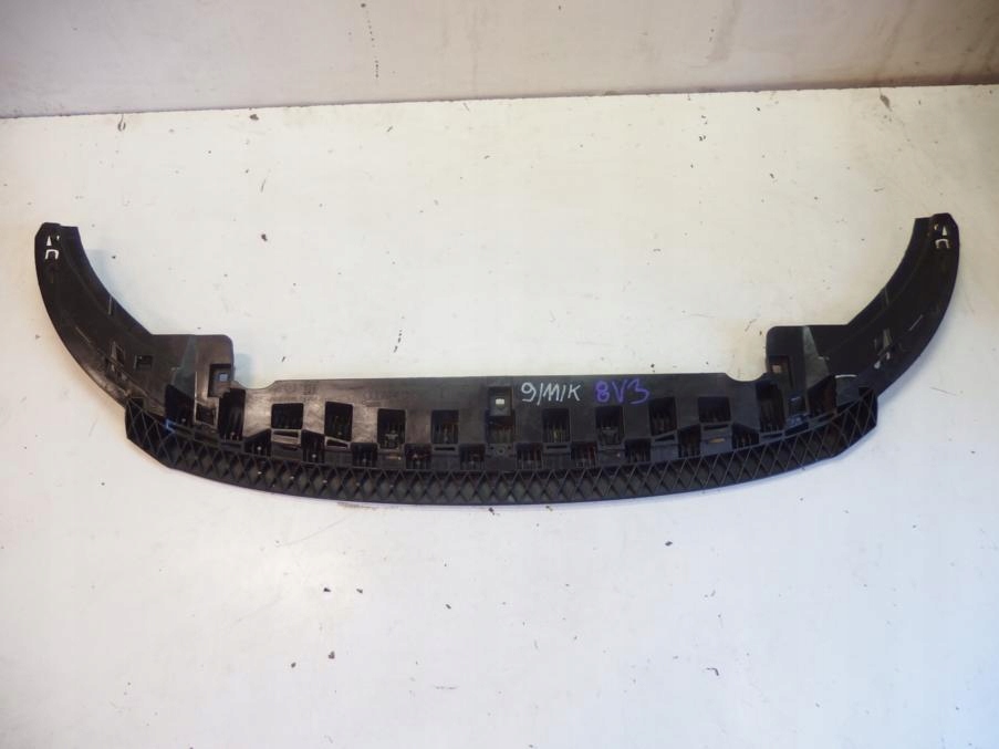 AUDI A3 8V OSŁONA POD ZDERZAK 8V3807233 - 8452823851 - oficjalne ...