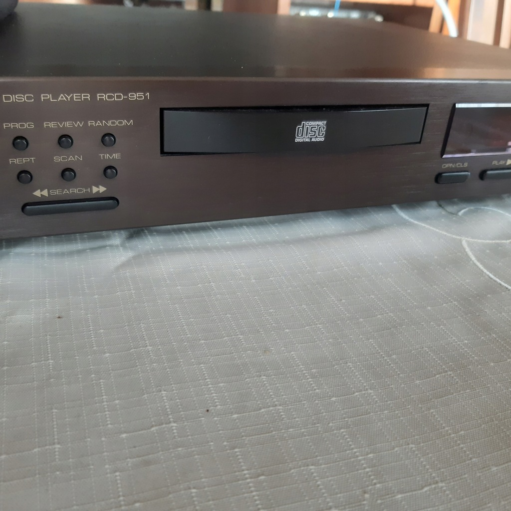 Odtwarzacz CD ROTEL RCD 951 sprawny, stan bdb, pilot. - 14671827409 ...