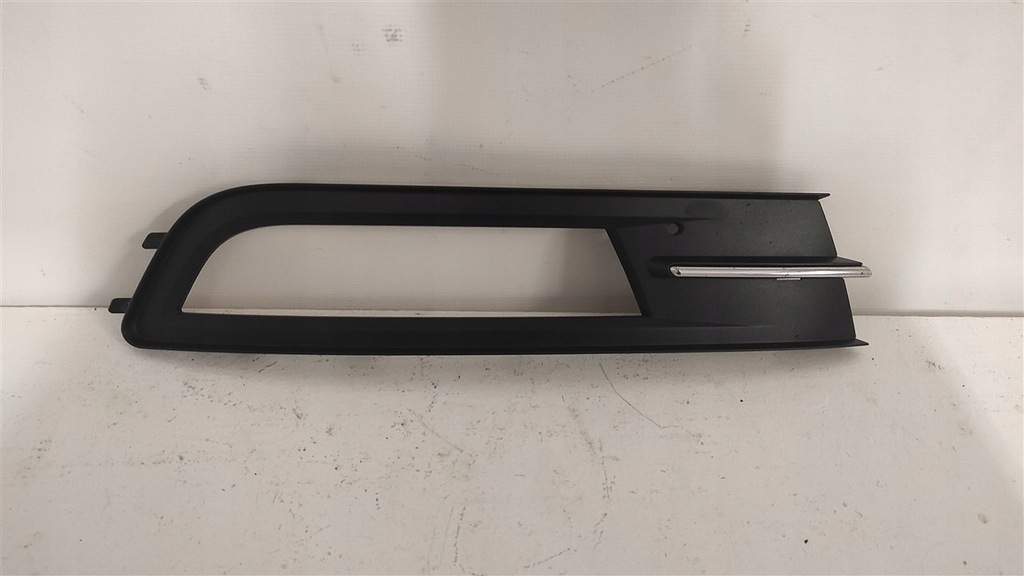 KRATKA W ZDERZAK PRAWA VW PASSAT B8 3G0853666A - 12974032971 - oficjalne archiwum Allegro