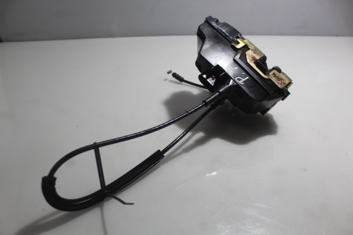 ZAMEK PRAWY PRZÓD DRZWI NISSAN PRIMERA P12 - 13519067307 - oficjalne archiwum Allegro