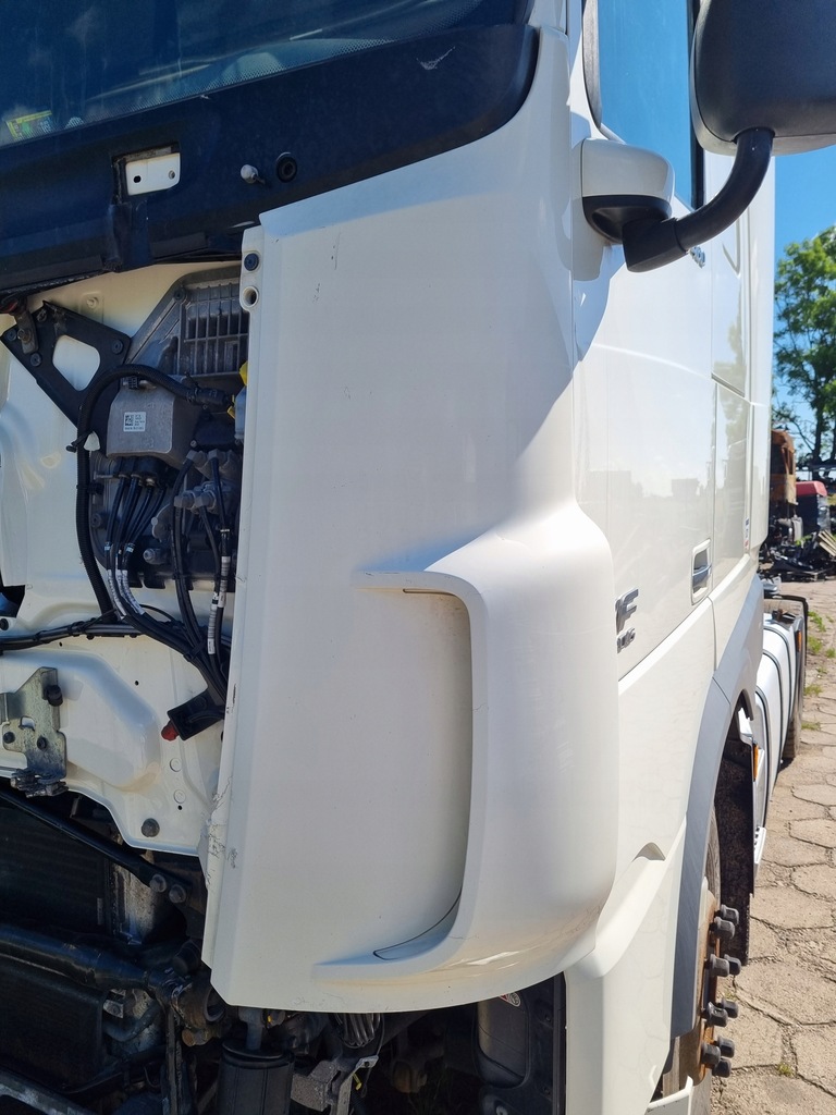 NAROŻNIK OWIEWKA POLIK KABINY LH DAF XF 106 - 12301860710 - oficjalne ...