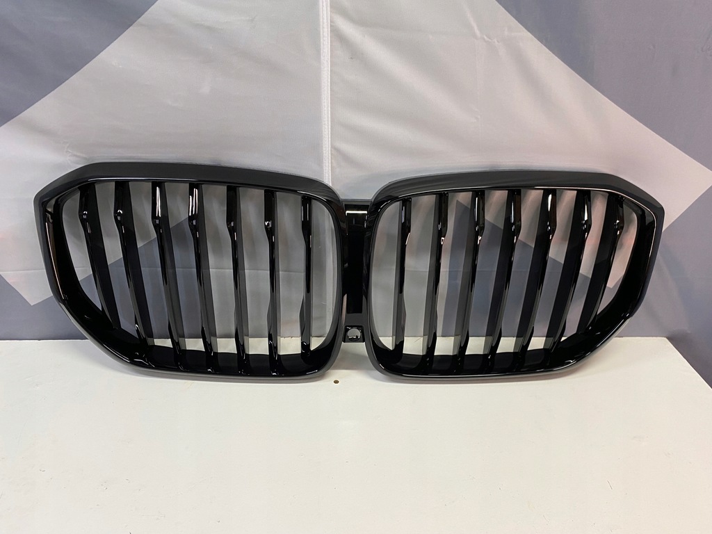 BMW X5 G05 grill atrapa nerki shadowline czarne - 13308687064 ...