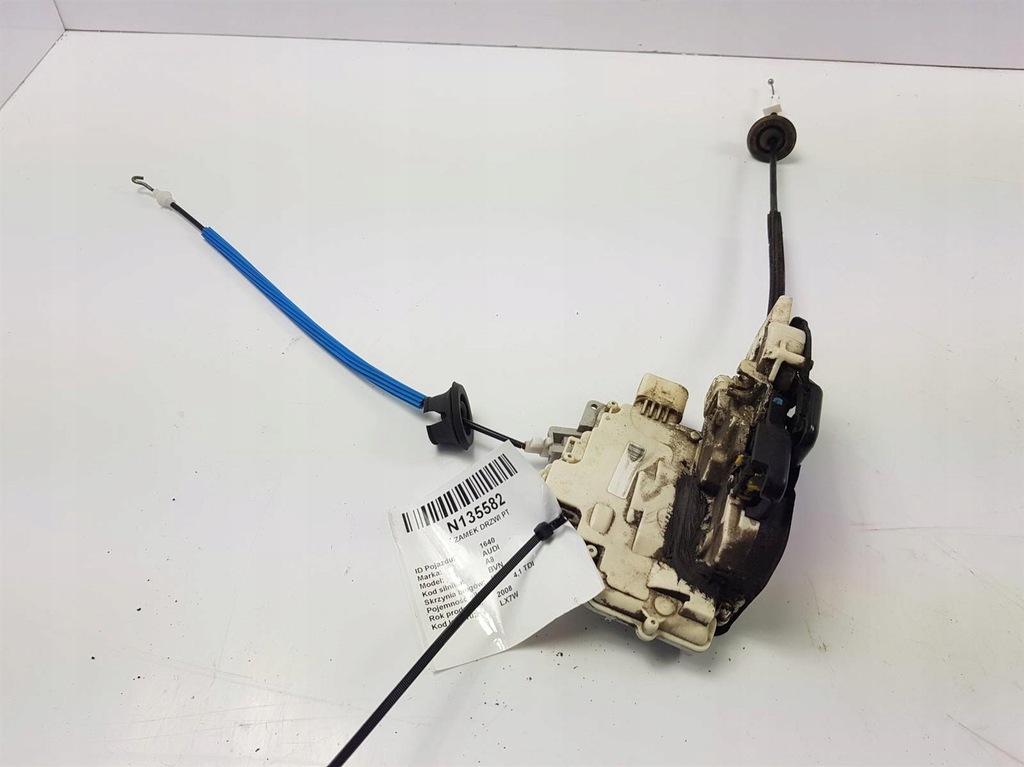 ZAMEK DRZWI PT 4E4839016AC AUDI A8 D3 - 9737602992 - oficjalne archiwum Allegro