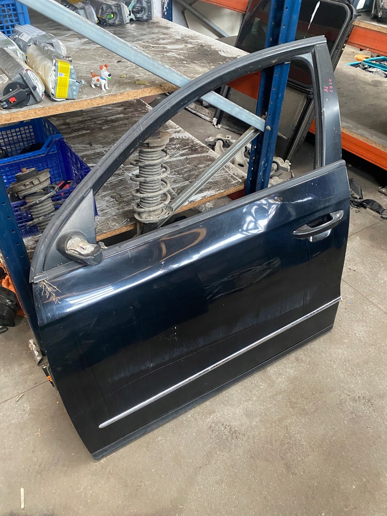 VW PASSAT B6 L041 DRZWI LEWE PRZEDNIE - 12571007428 - oficjalne ...