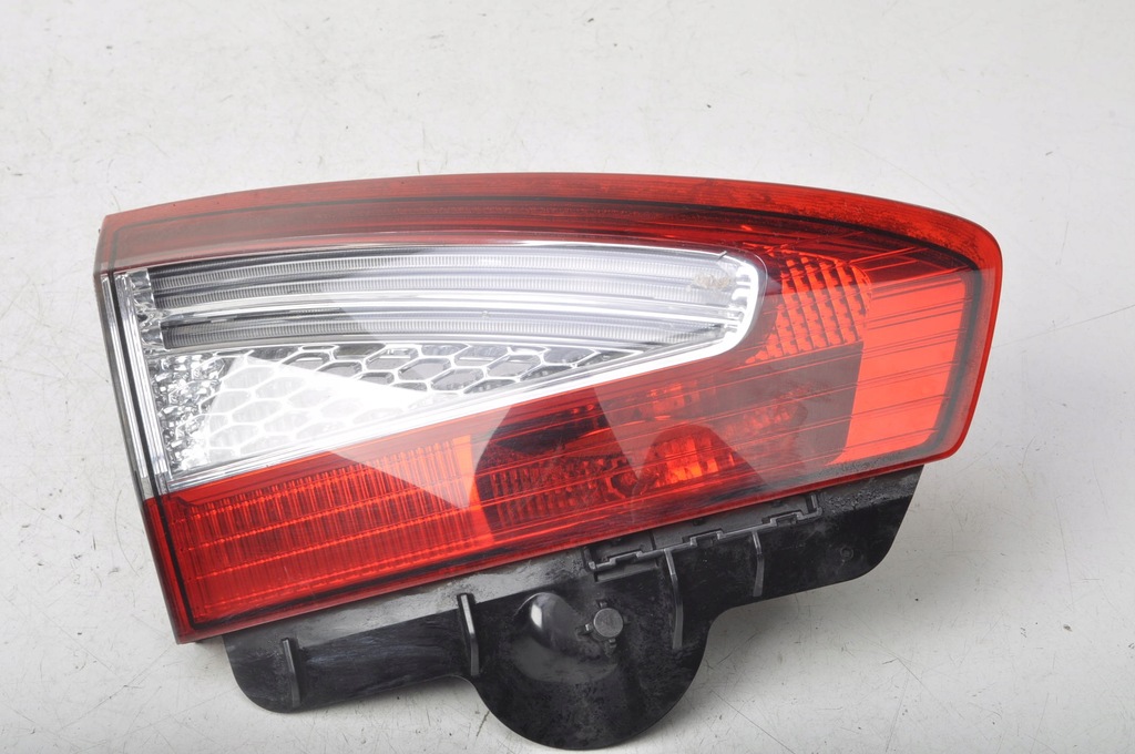 FORD MONDEO MK4 LIFT KOMBI LAMPA LEWA TYLNA W KLAPE BS71-13A603-BD - 14569163827 - oficjalne ...