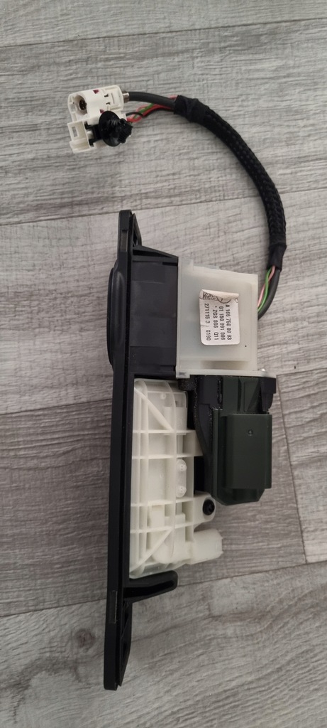 Mercedes A1667500993 klamka klapy bagażnika kamera - 13378382029 ...