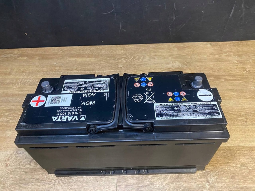 AKUMULATOR VARTA AGM 10Ah 580A DIN 950A - 15484920076 - oficjalne ...