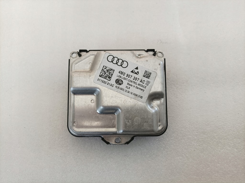 AUDI A4 B9 PRZETWORNICA LED 4M0907397AC - 13446619954 - oficjalne ...
