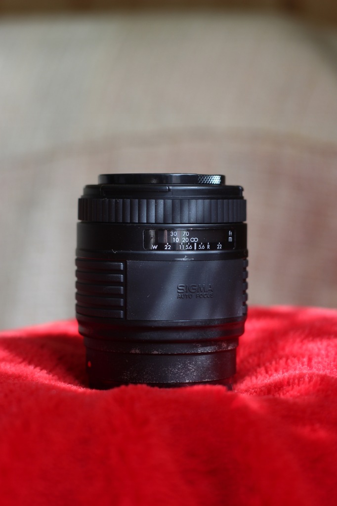 Obiektyw Sigma zoom UC 70-210 mm f/4-5.6 Sony A - 13595317326 - oficjalne archiwum Allegro