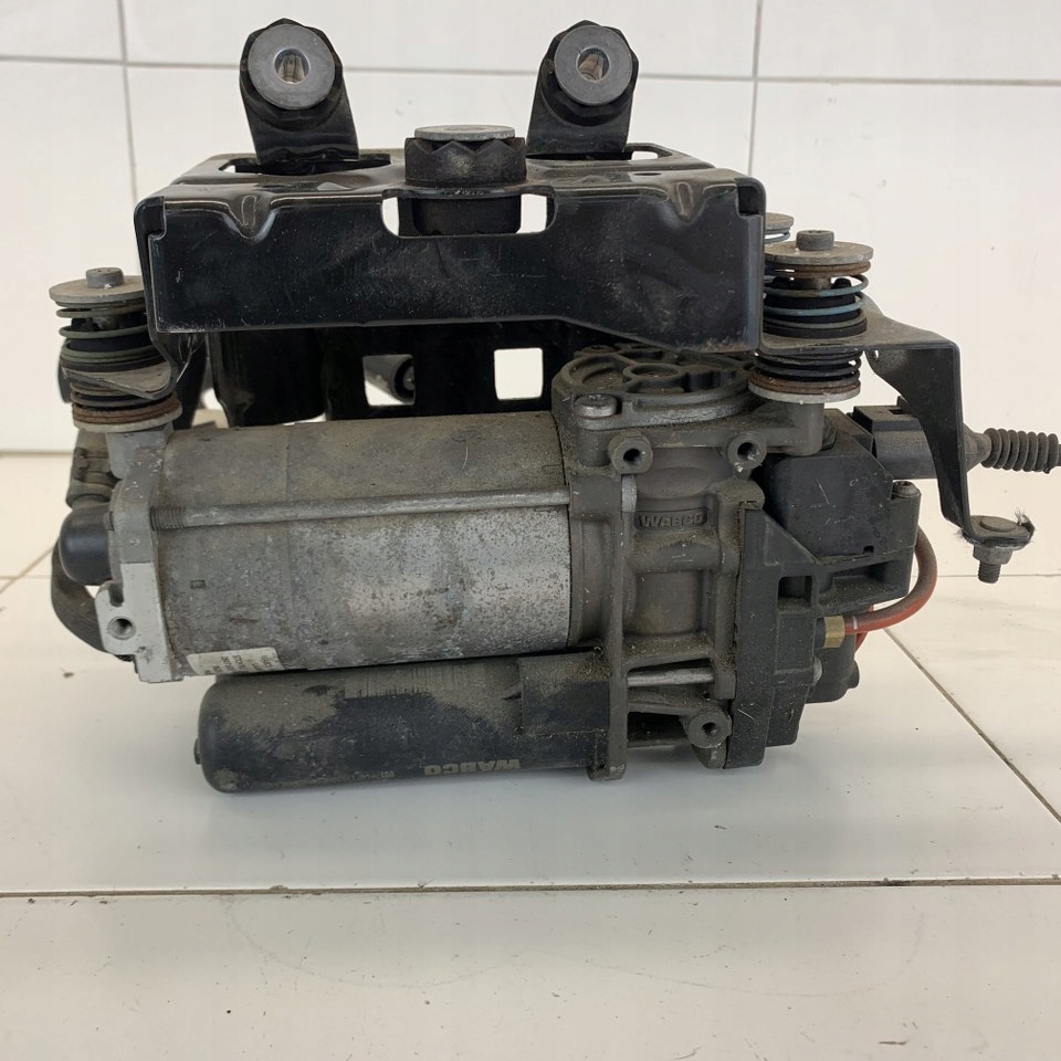 Kompresor pompa zawieszenia AUDI Q7 4M LIFT 21r - 13010440990 - oficjalne archiwum Allegro