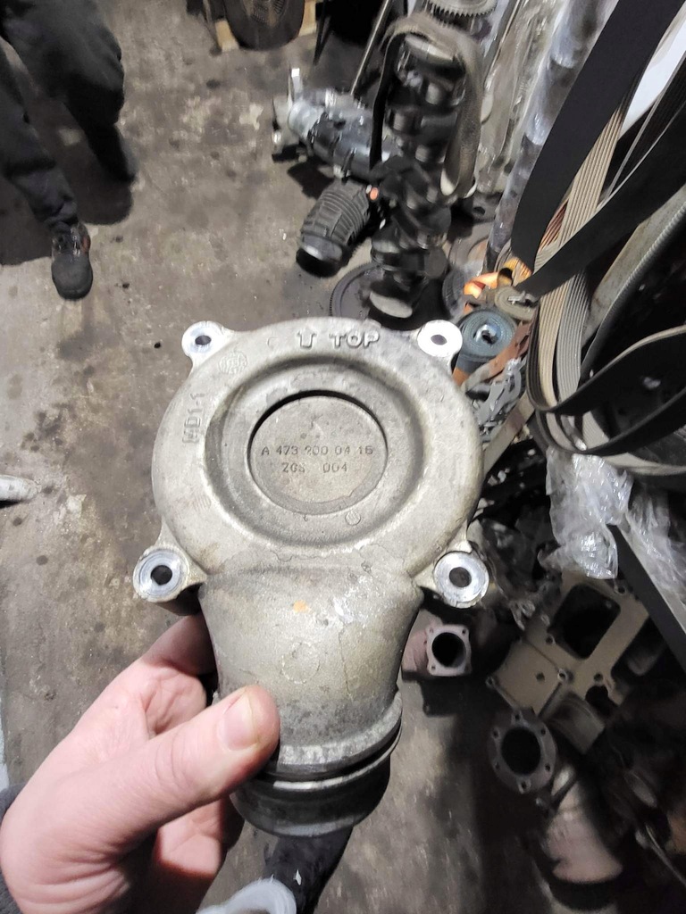 Mercedes Actros MP4 pompa wody - 13883908100 - oficjalne archiwum Allegro