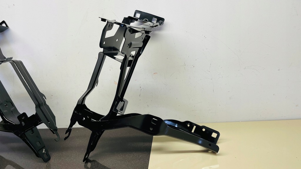 okular wspornik wzmocnienie BMW X3 X4 G01 G02 L - 12290651245 ...