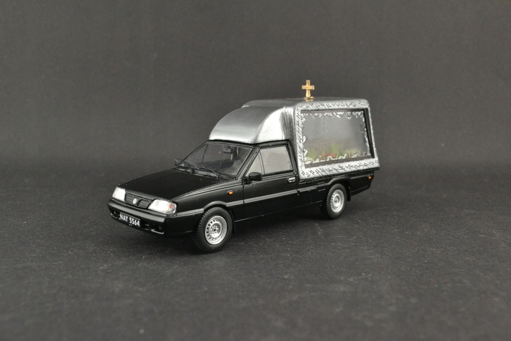 A82. POLONEZ CARO TRUCK KARAWAN KONWERSJA SKALA 1:43. - 15047203032 ...